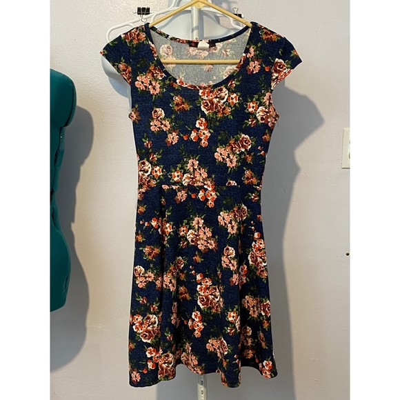 Myth | Dresses | Myth Floral Dress | Poshmark